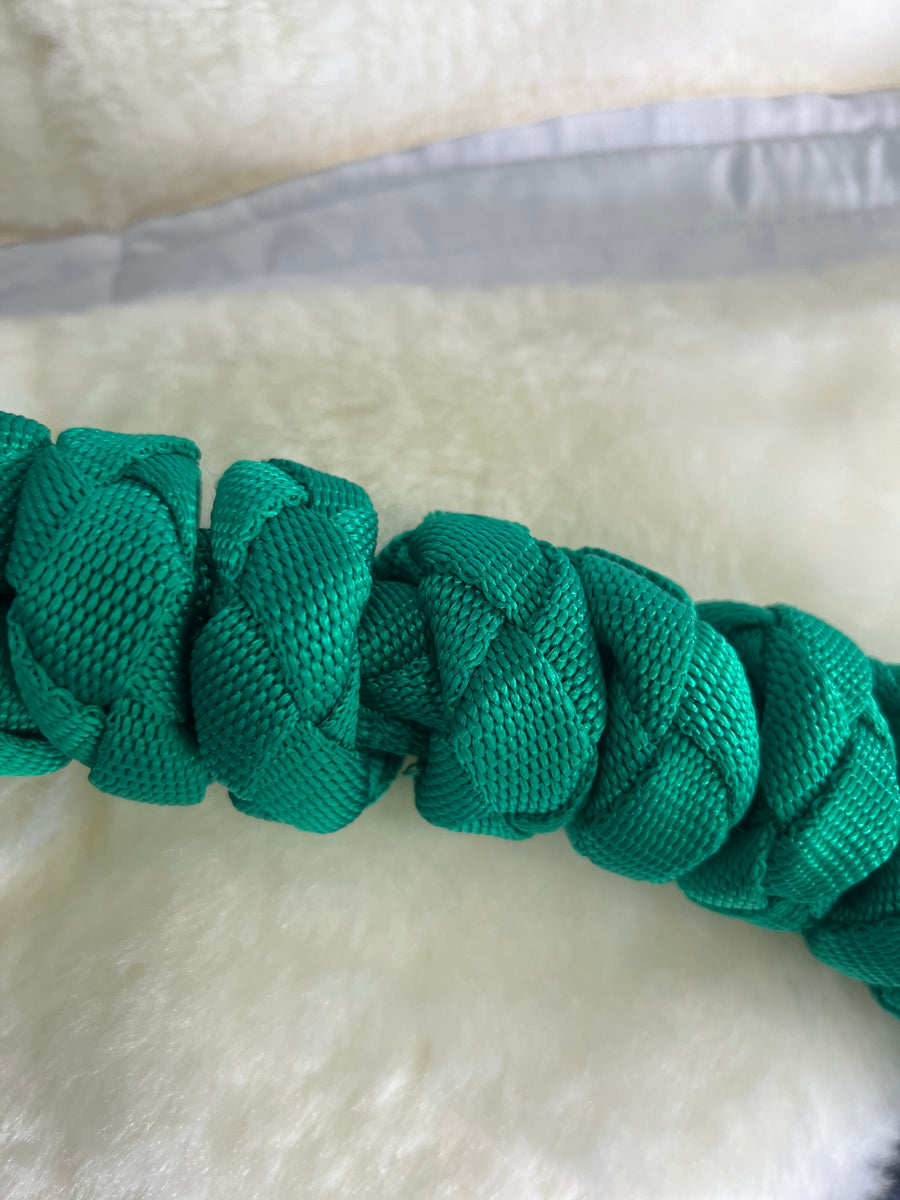 HAND PLAITED NYLON LEAD – Jewel Equestrian